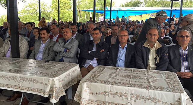 Arap Dede hayrı büyük ilgi - Sektör Gazetesi - Manisa'nın En Büyük Gazetesi